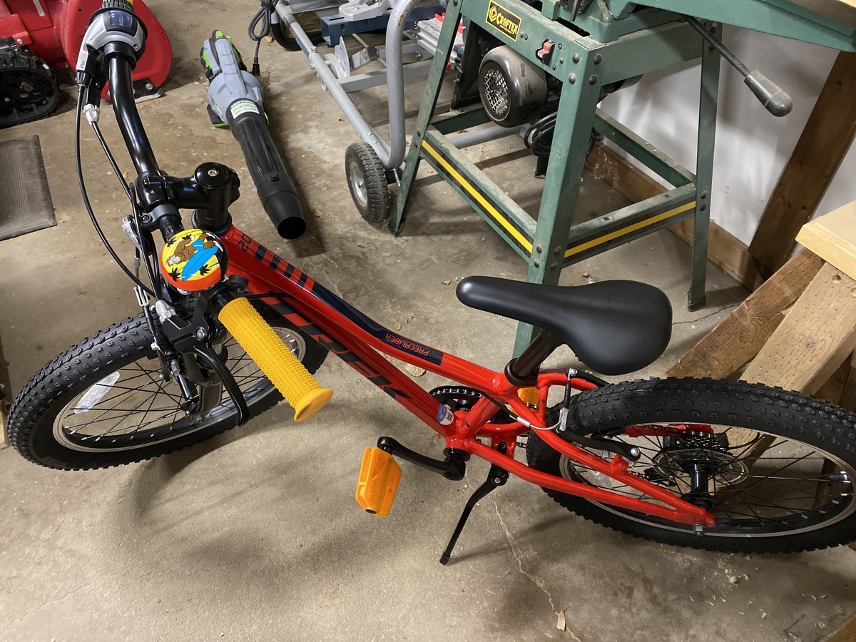 2024 Trek Precaliber 20