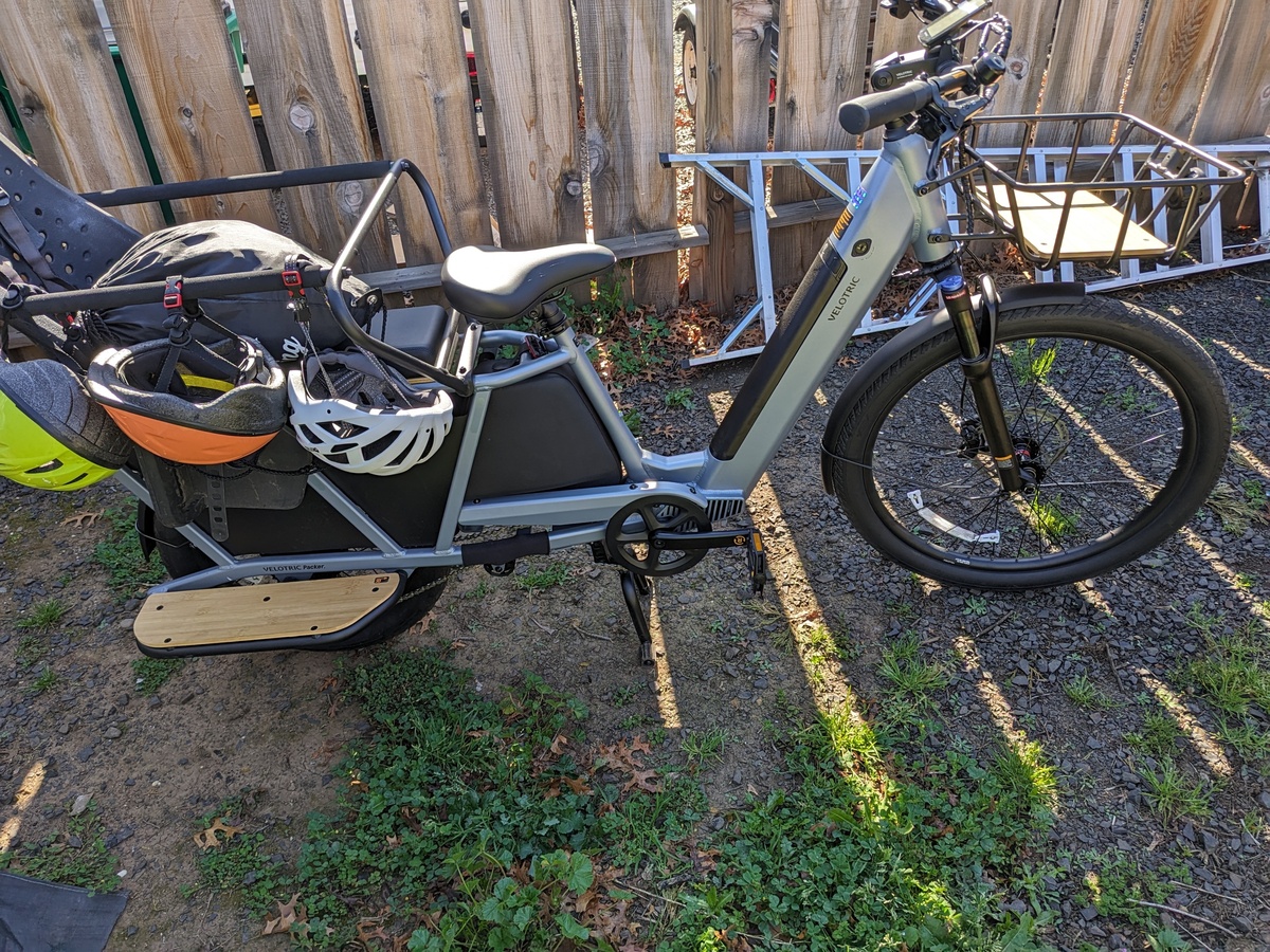 2024 Velotric Packer cargo bike rear (e.g. longtail)