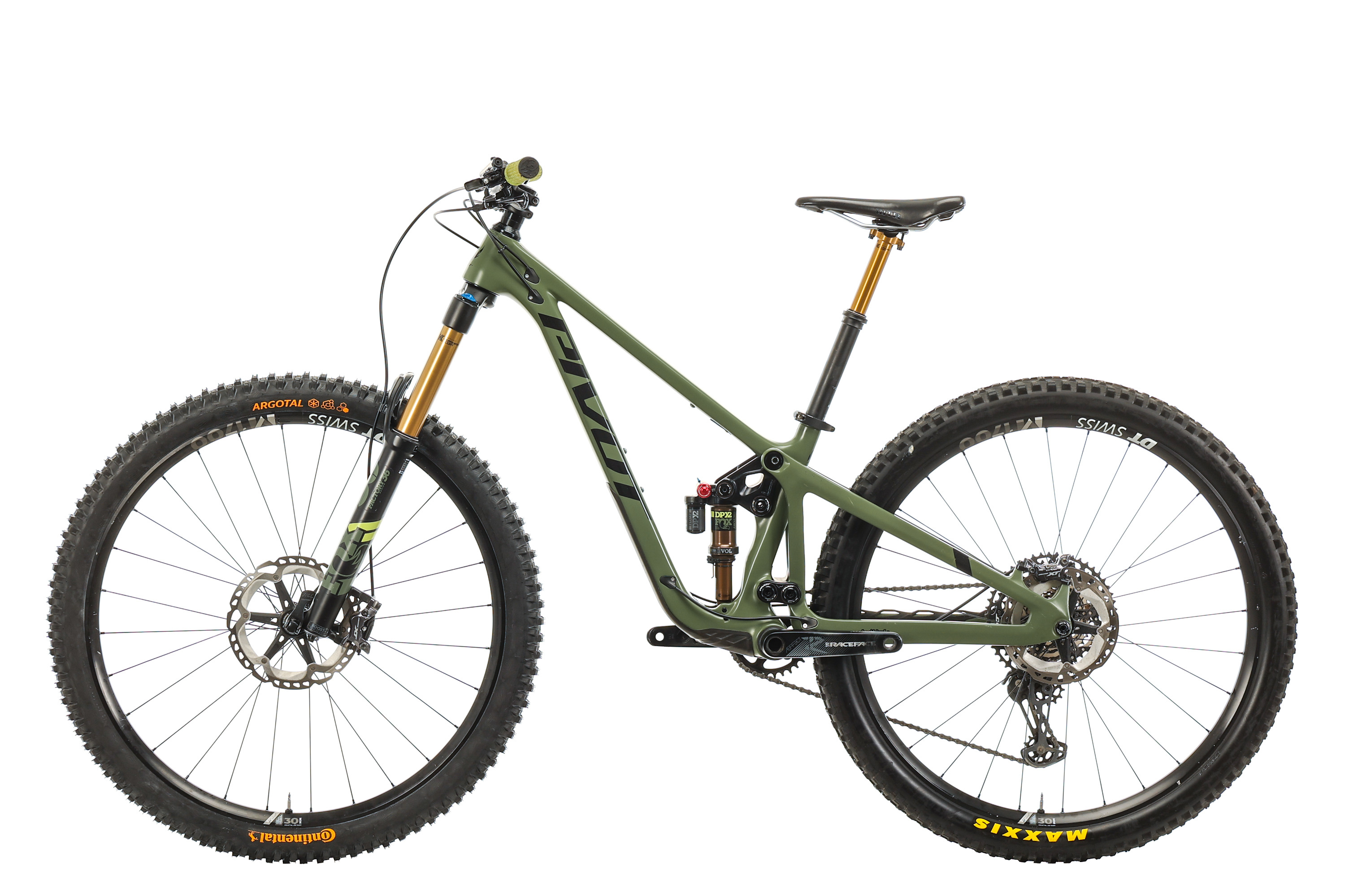 2020 Pivot Switchblade