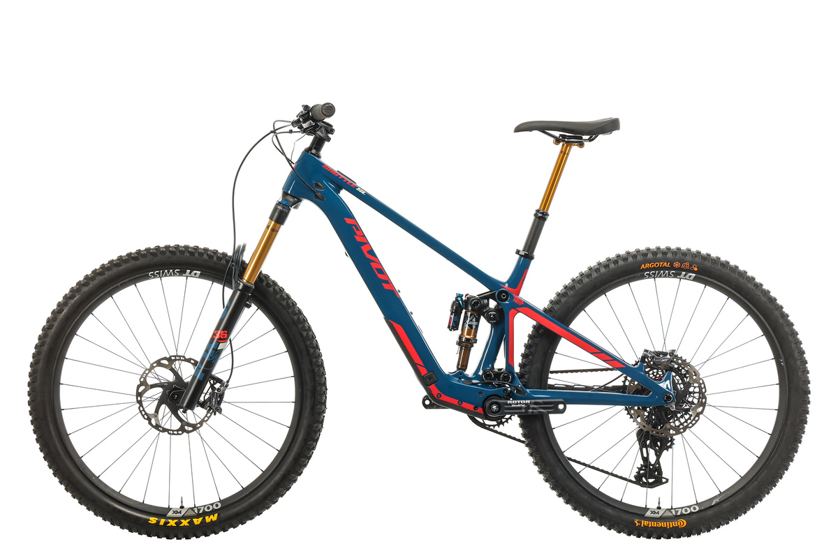 2023 Pivot Shuttle SL