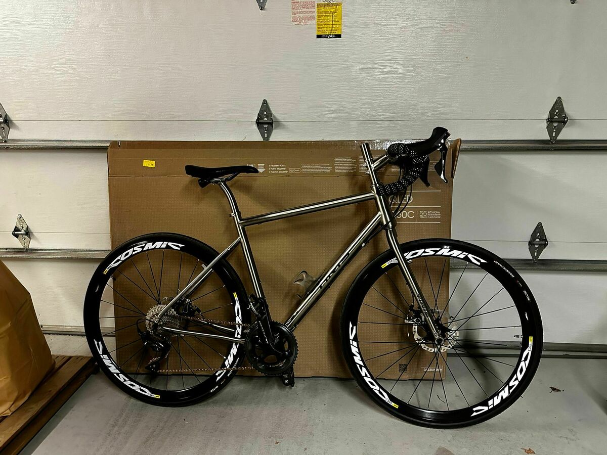 2023 TIRIS TIRIS Titanium