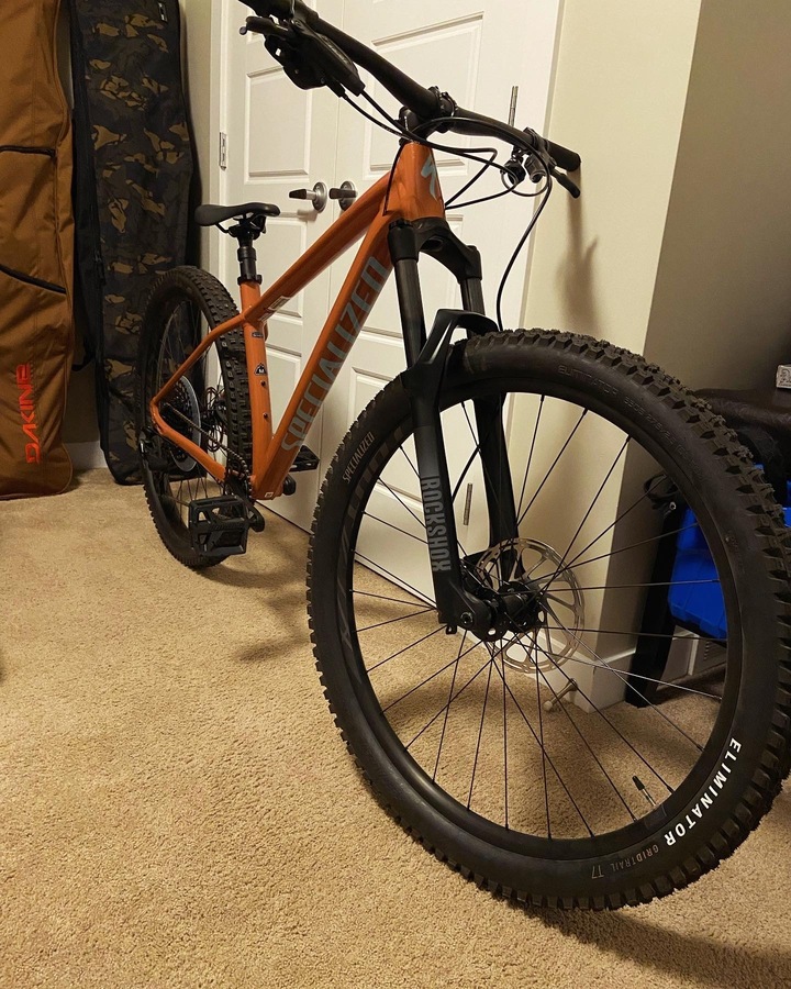 2021 Specialized Fuse Sport