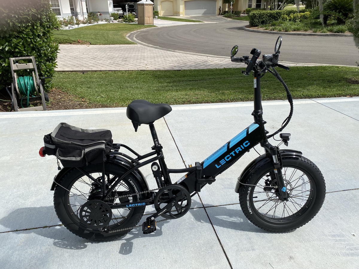 2024 Lectric eBikes XP Step Through e-scooter