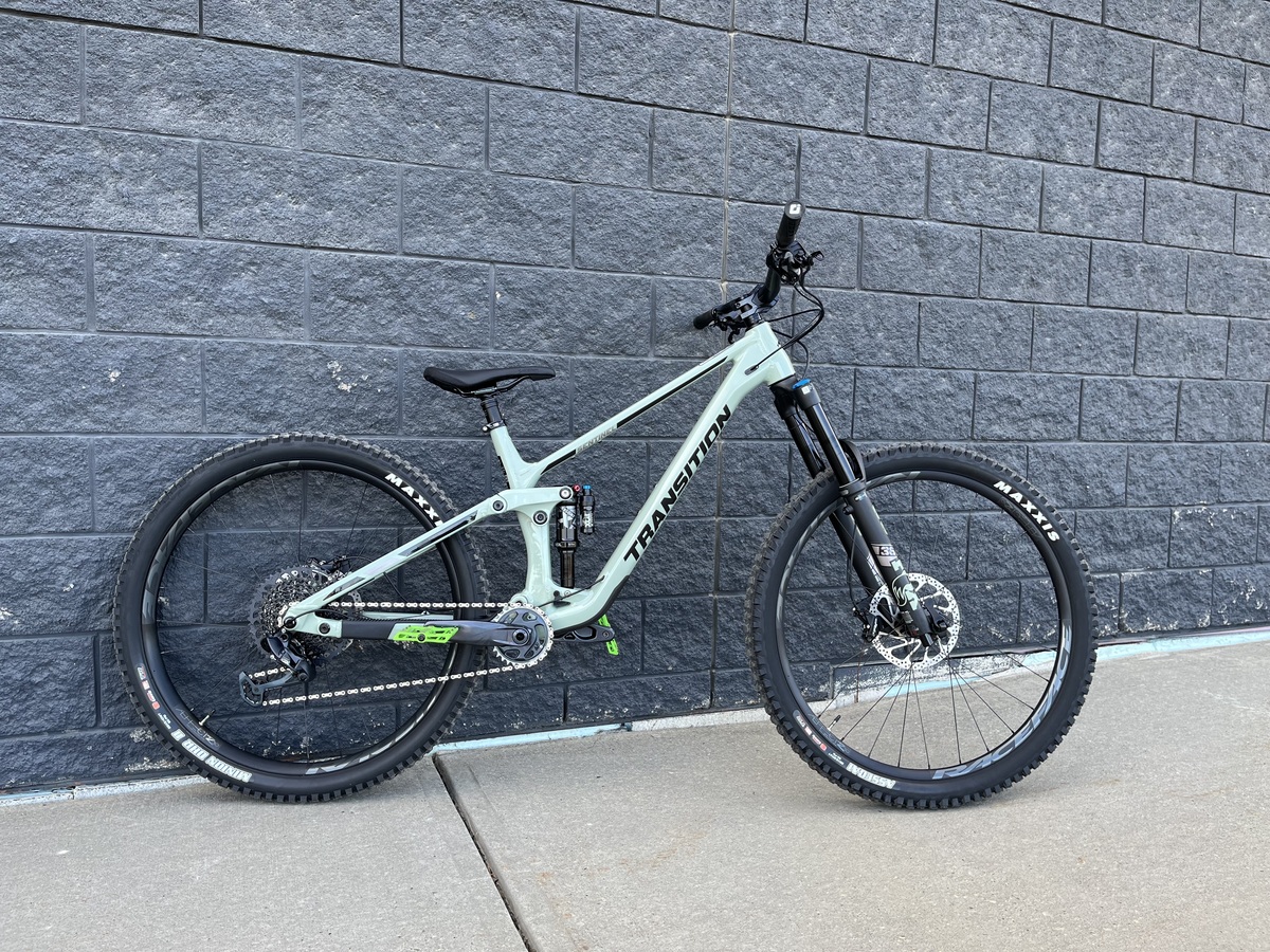 2023 Transition Bikes Sentinel
