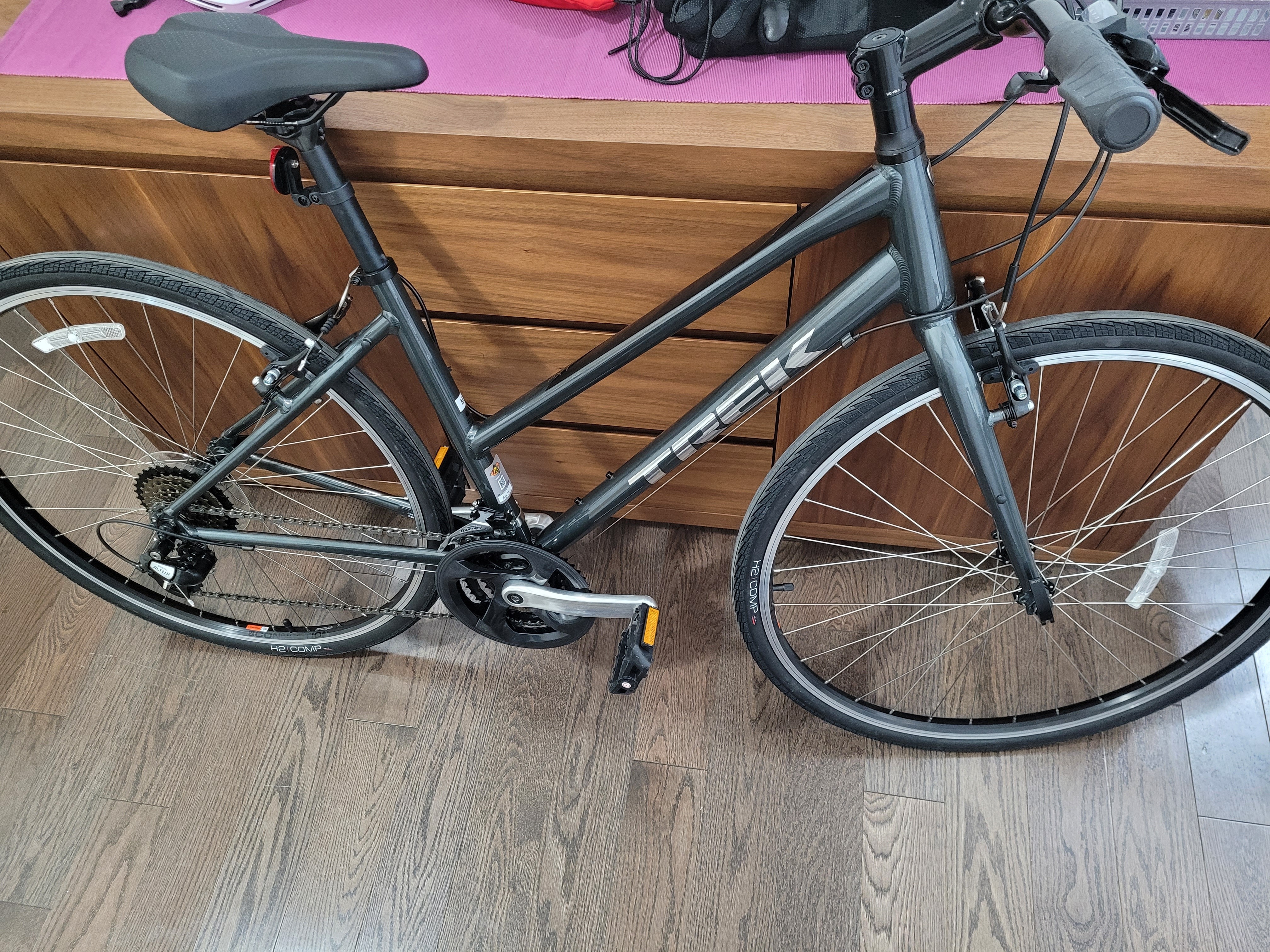 Trek FX 1 Stagger