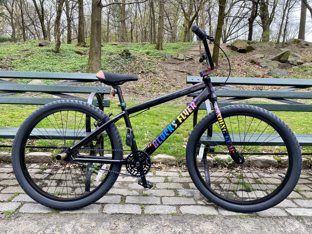 2024 SE Bikes Blocks Flyer