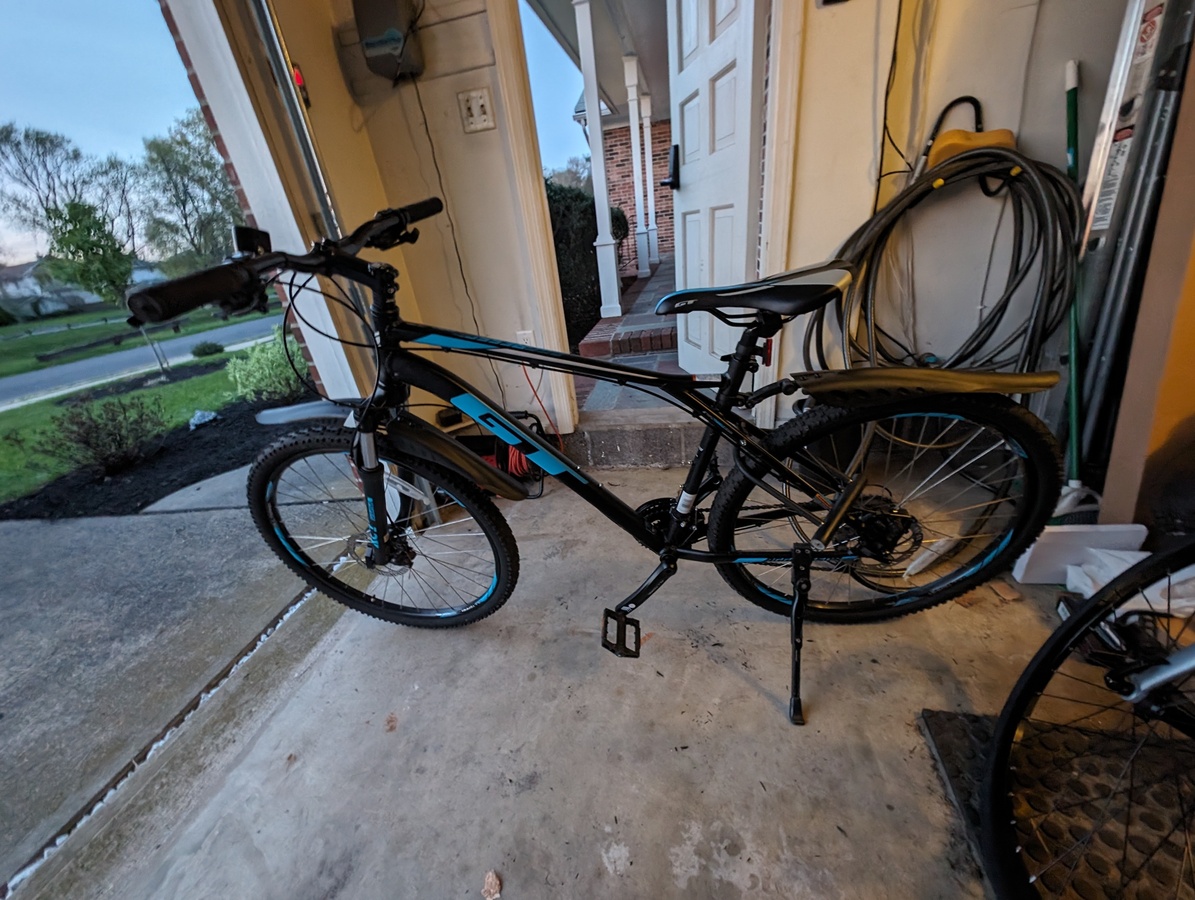 2023 GT Bicycles Aggressor Pro