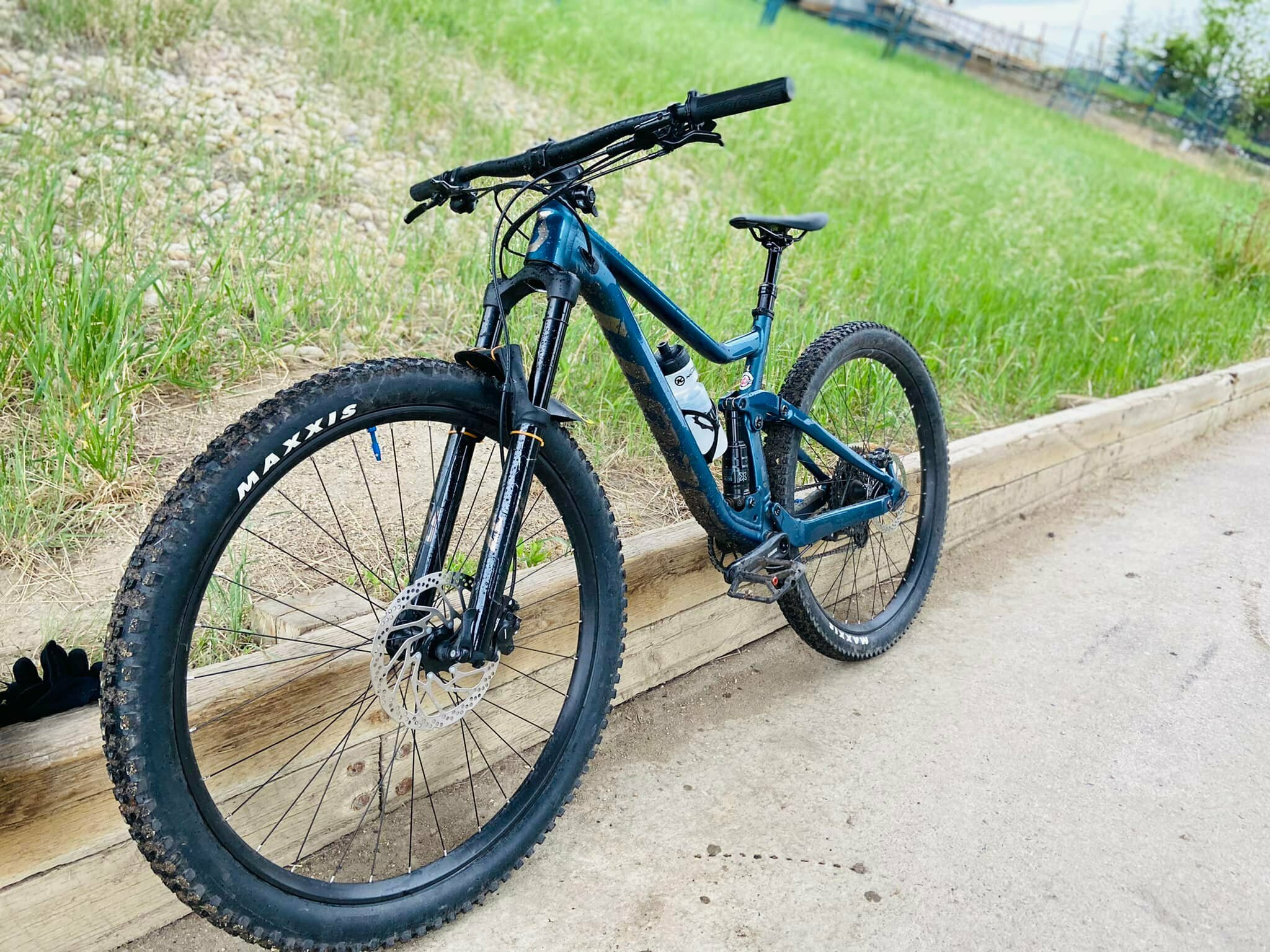 2021 SCOTT Genius 960