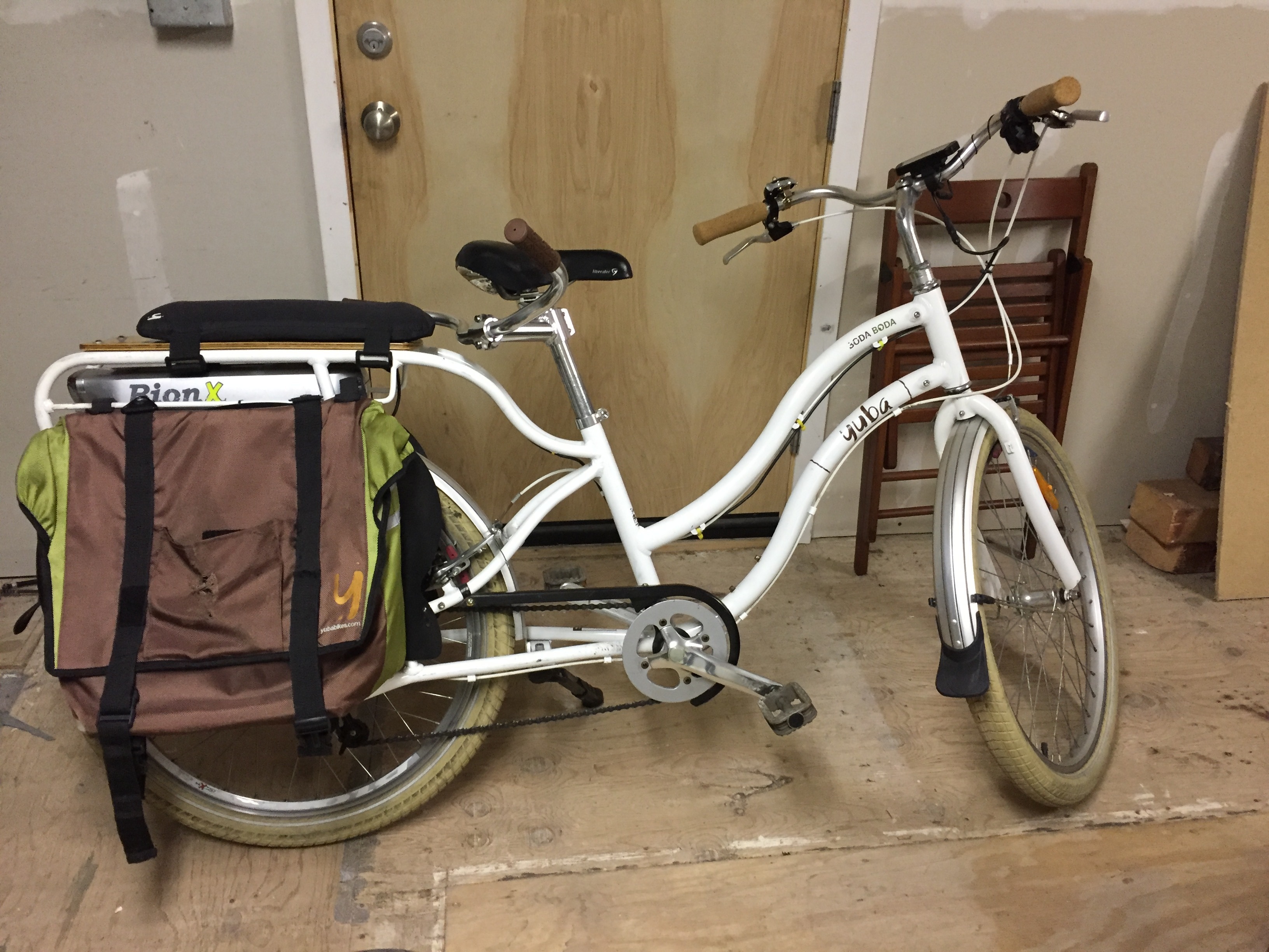 Yuba Boda Boda cargo bike (rear storage)