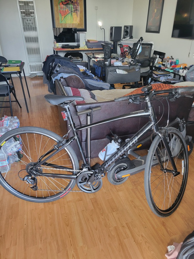 2022 Specialized Sirrus A1