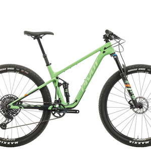 2023 Pivot Mach 4 SL