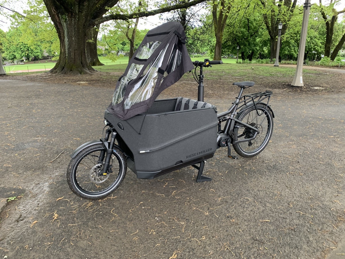 2023 Riese & Müller Packster 70 Touring cargo bike