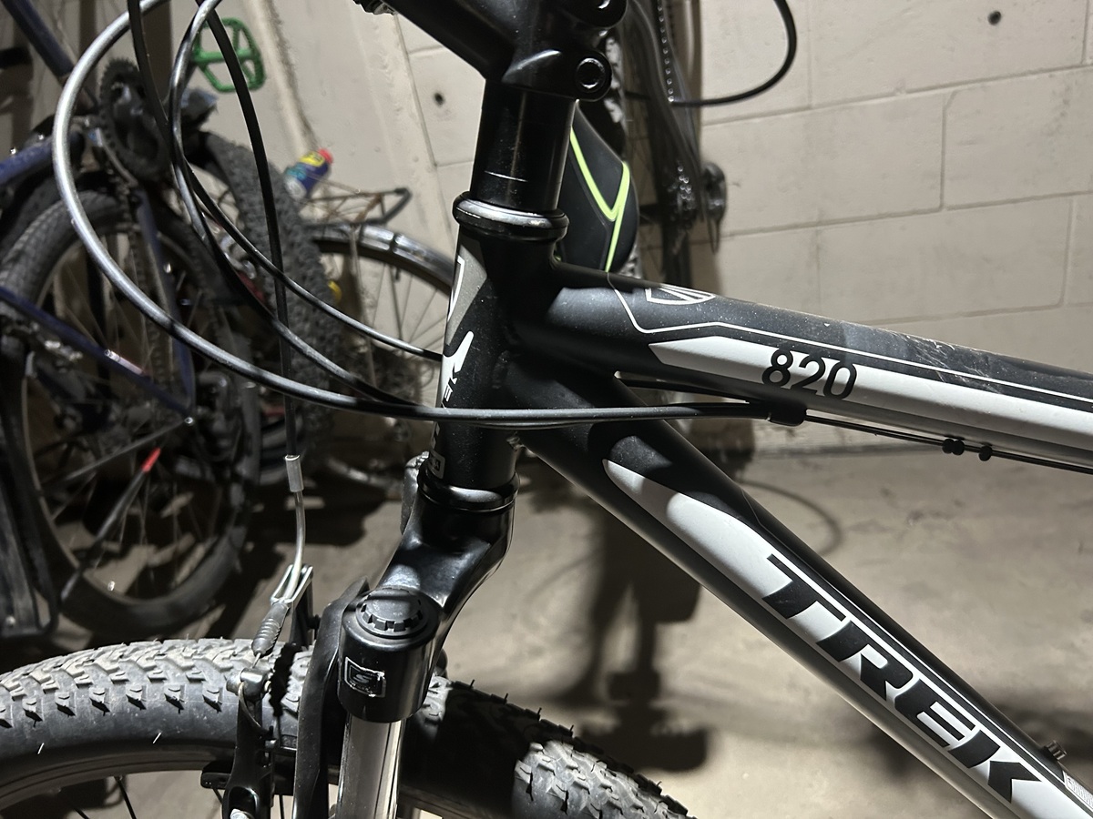 2021 Trek 820