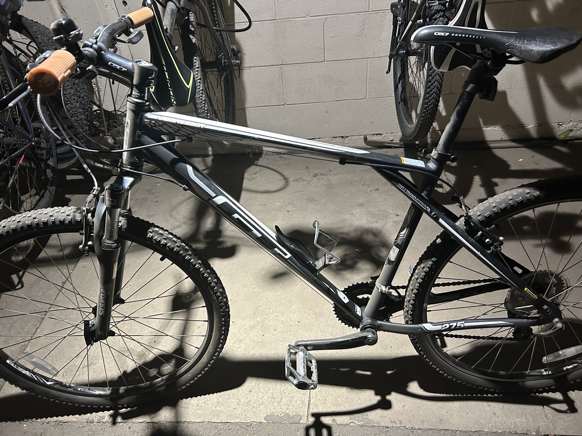 2021 GT Bicycles Aggressor Sport