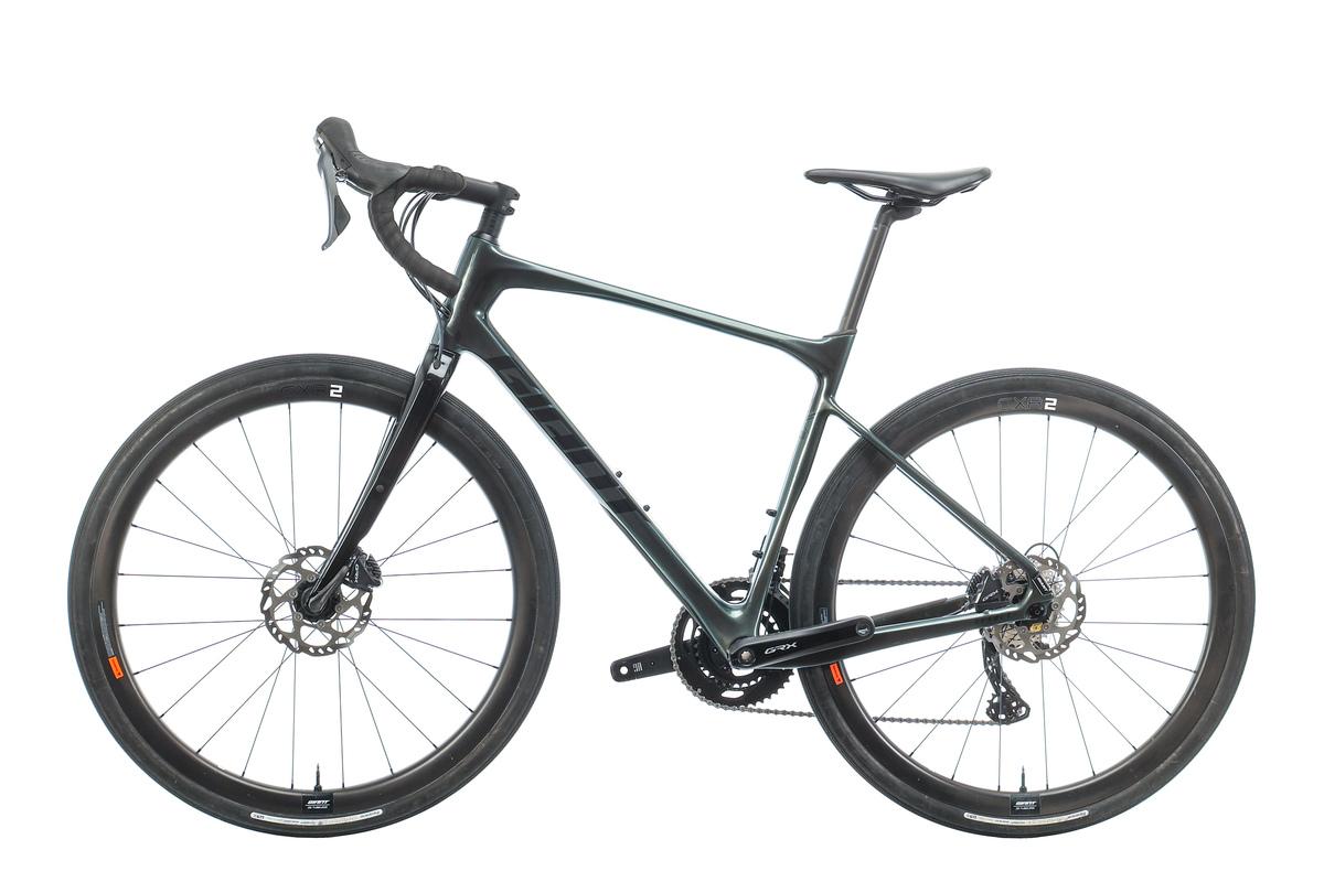 2021 Giant Revolt Advanced