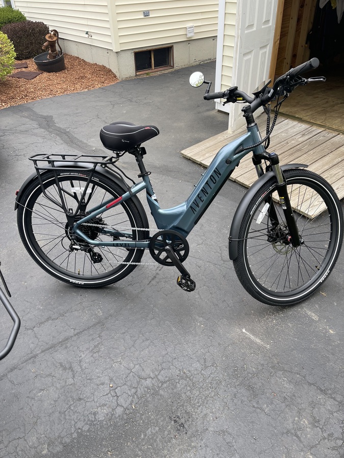 Aventón Level.2 Step-Through Commuter Ebike