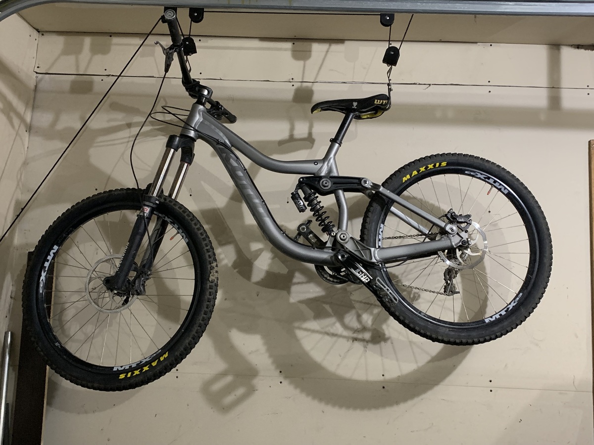 2013 Kona entourage