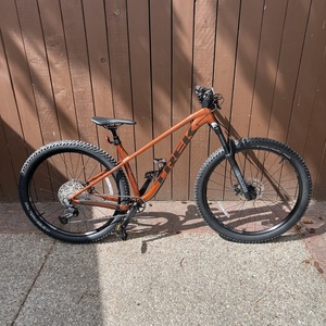 2024 Trek Roscoe 7