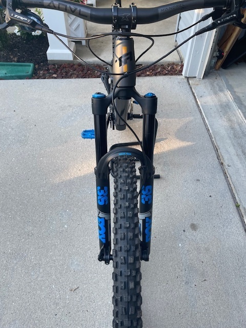 2024 Transition Bikes Sentinel