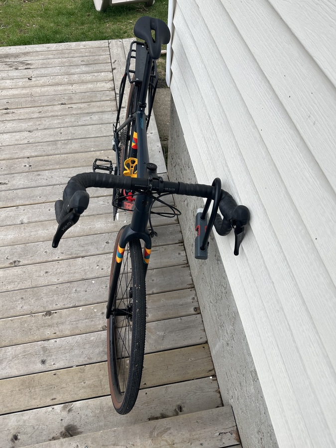 2024 Trek Checkpoint ALR 5