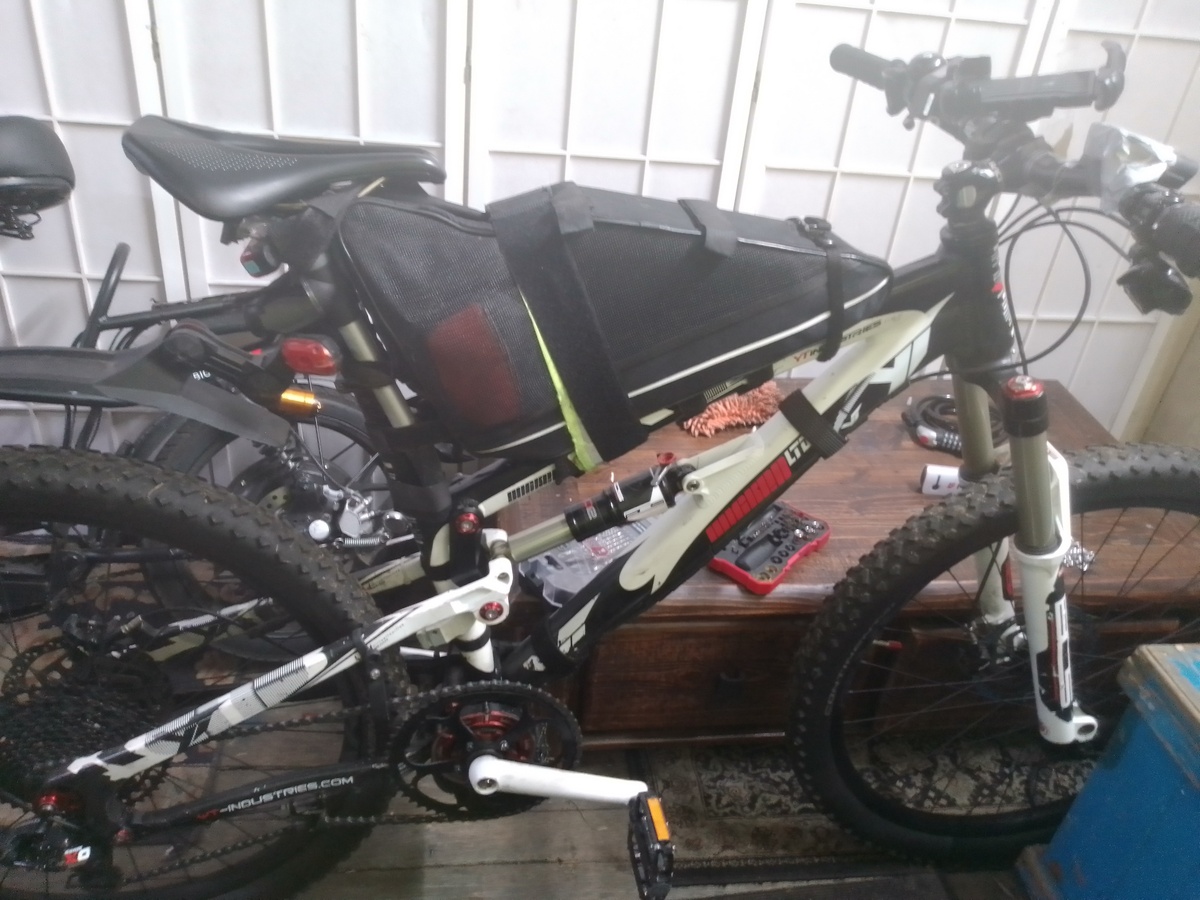 Stolen 2018 YT Dual shock