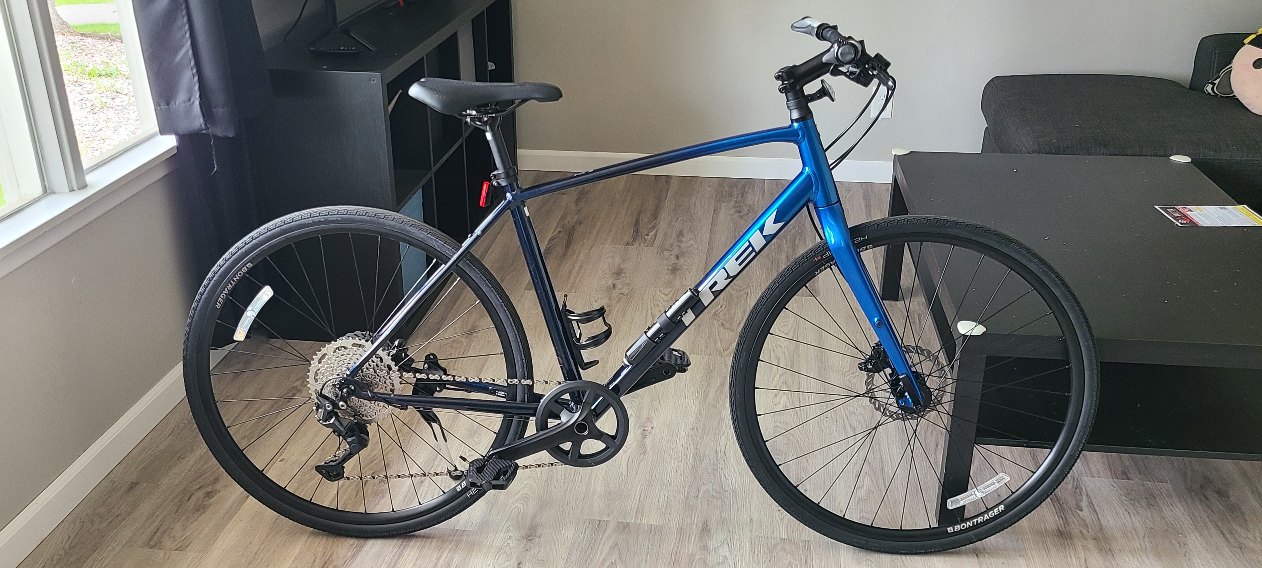 2024 Trek FX 3 Disc Fitness Bike 2023 Alpine to...