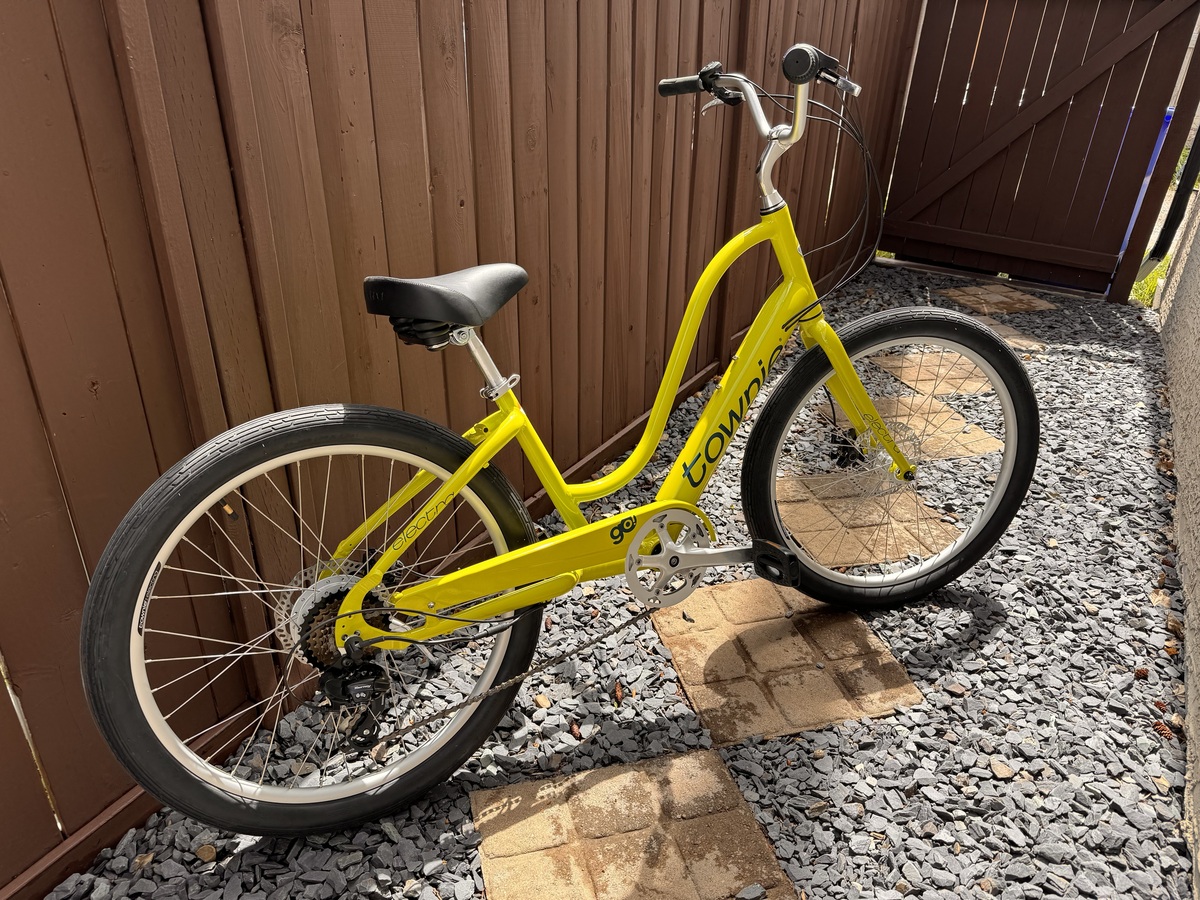 2024 Electra Townie Go! 7D Step Thru M Citron