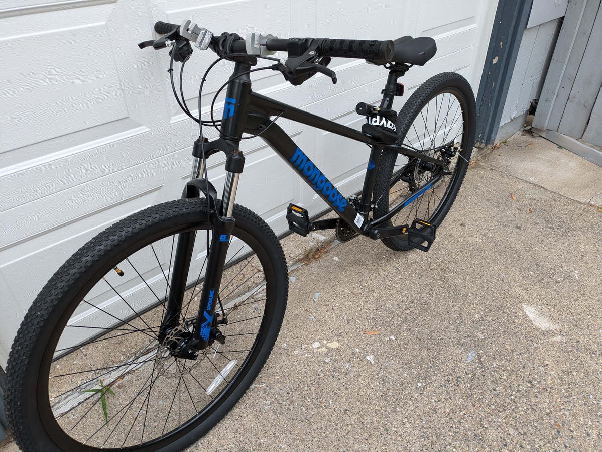 2024 Mongoose Switchback Comp