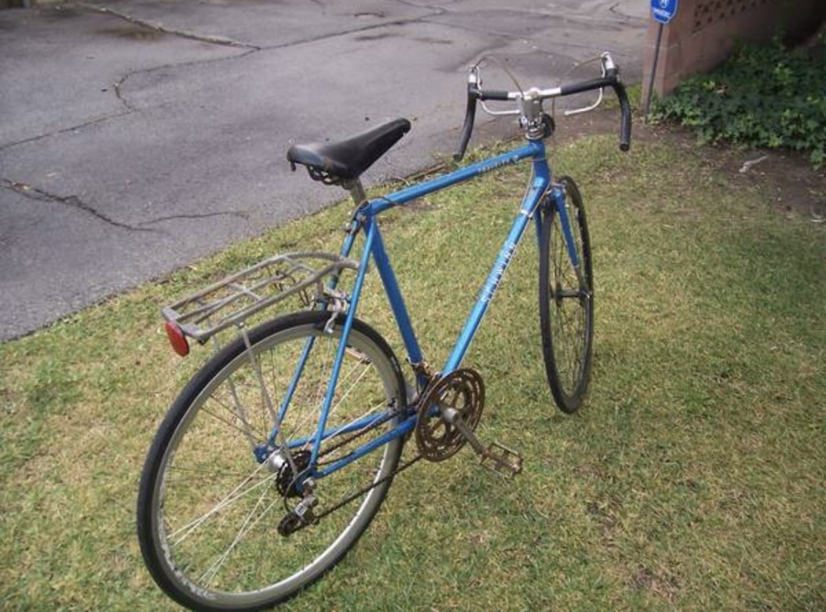 Stolen 2024 Schwinn Traveler III