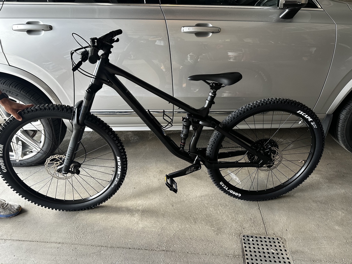 2024 Norco Bikes Fluid FS4