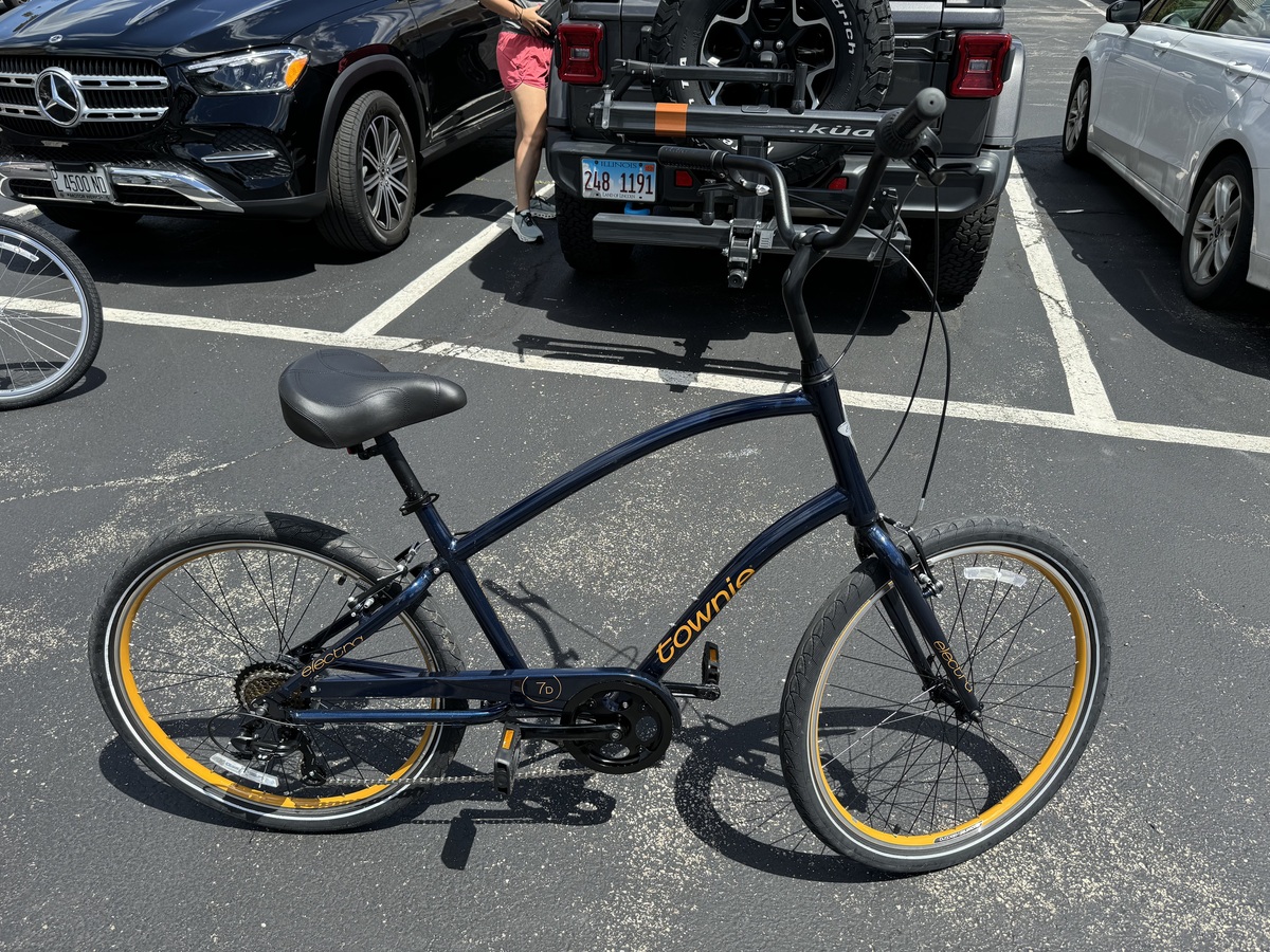 2024 Electra Townie