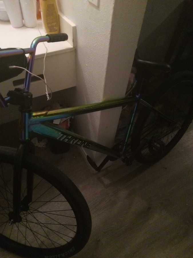 Throne Cycles 29 Inch BMX