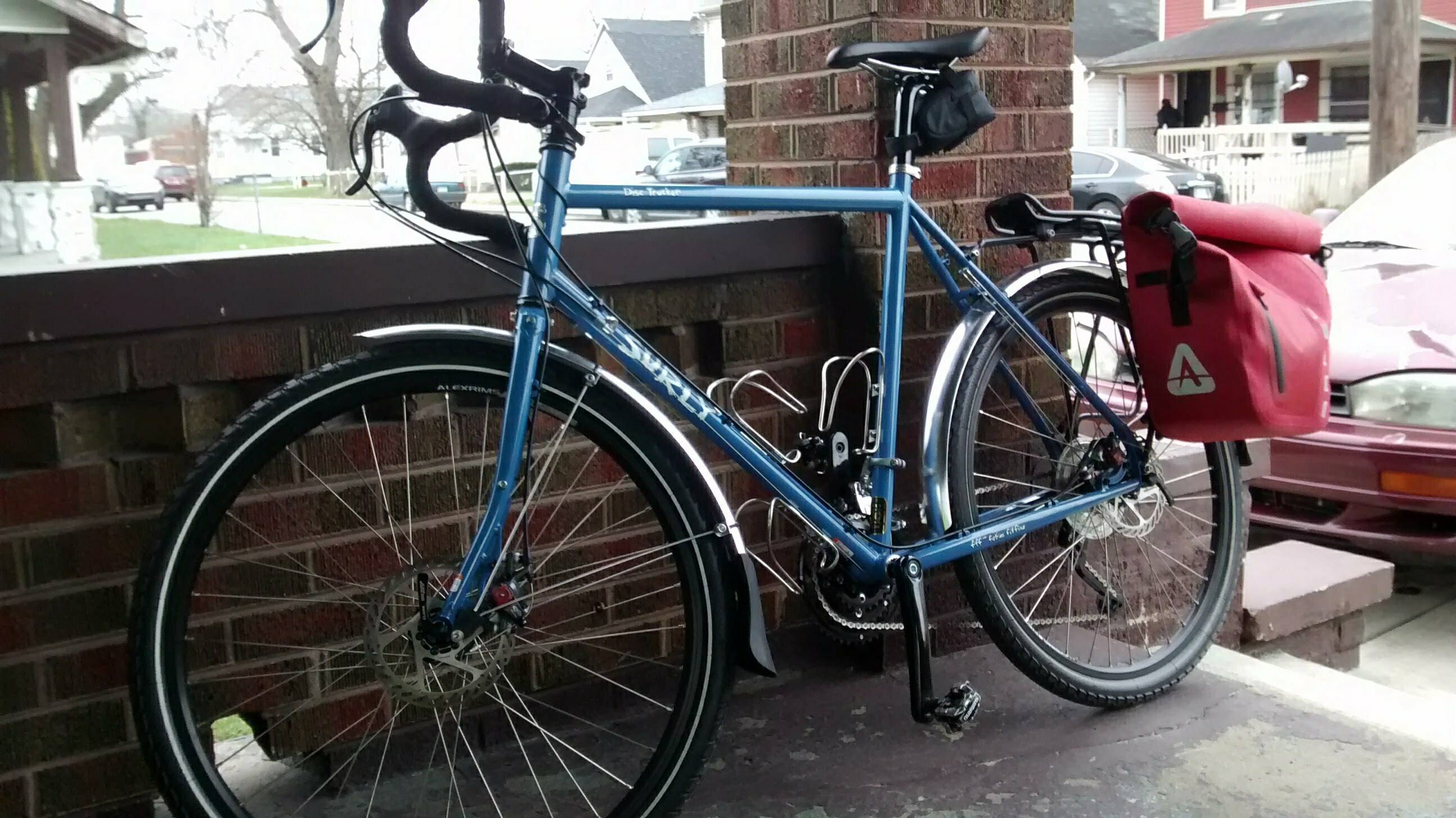 2017 Surly Disc Trucker