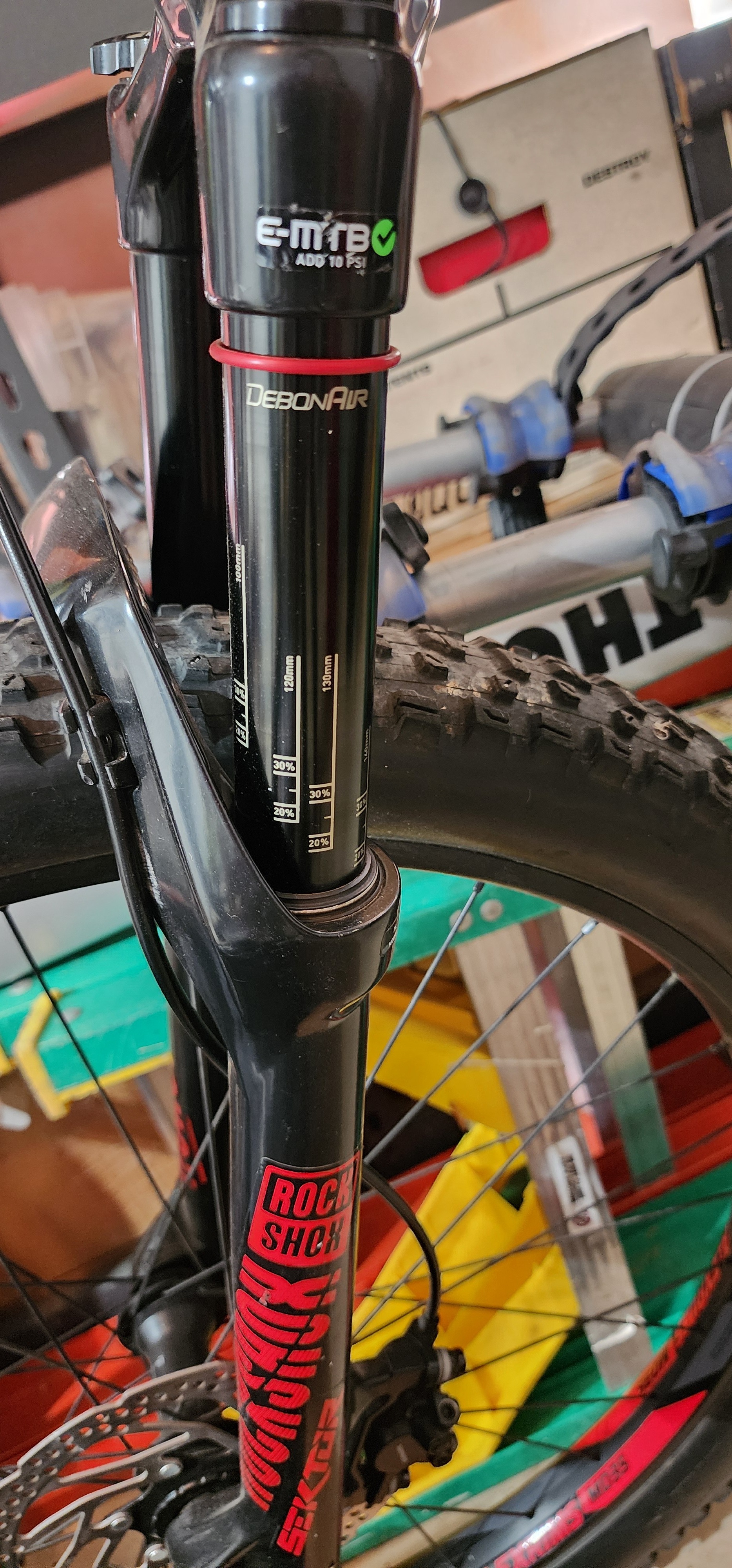 Rocky Mountain Bicycles Rocky Mountain E-Assist Mtn Bike Medium