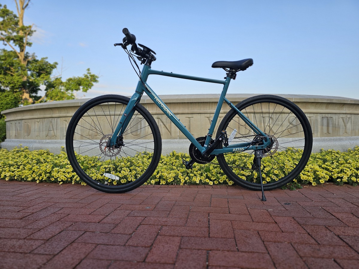 2024 Retrospec Atlas Fitness Hybrid Bike