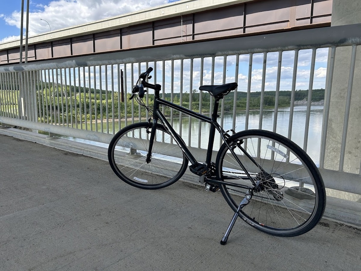 2024 Trek FX1 Alpha Gold Aluminum, rack & fende...