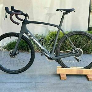 2022 Trek Domane SL7