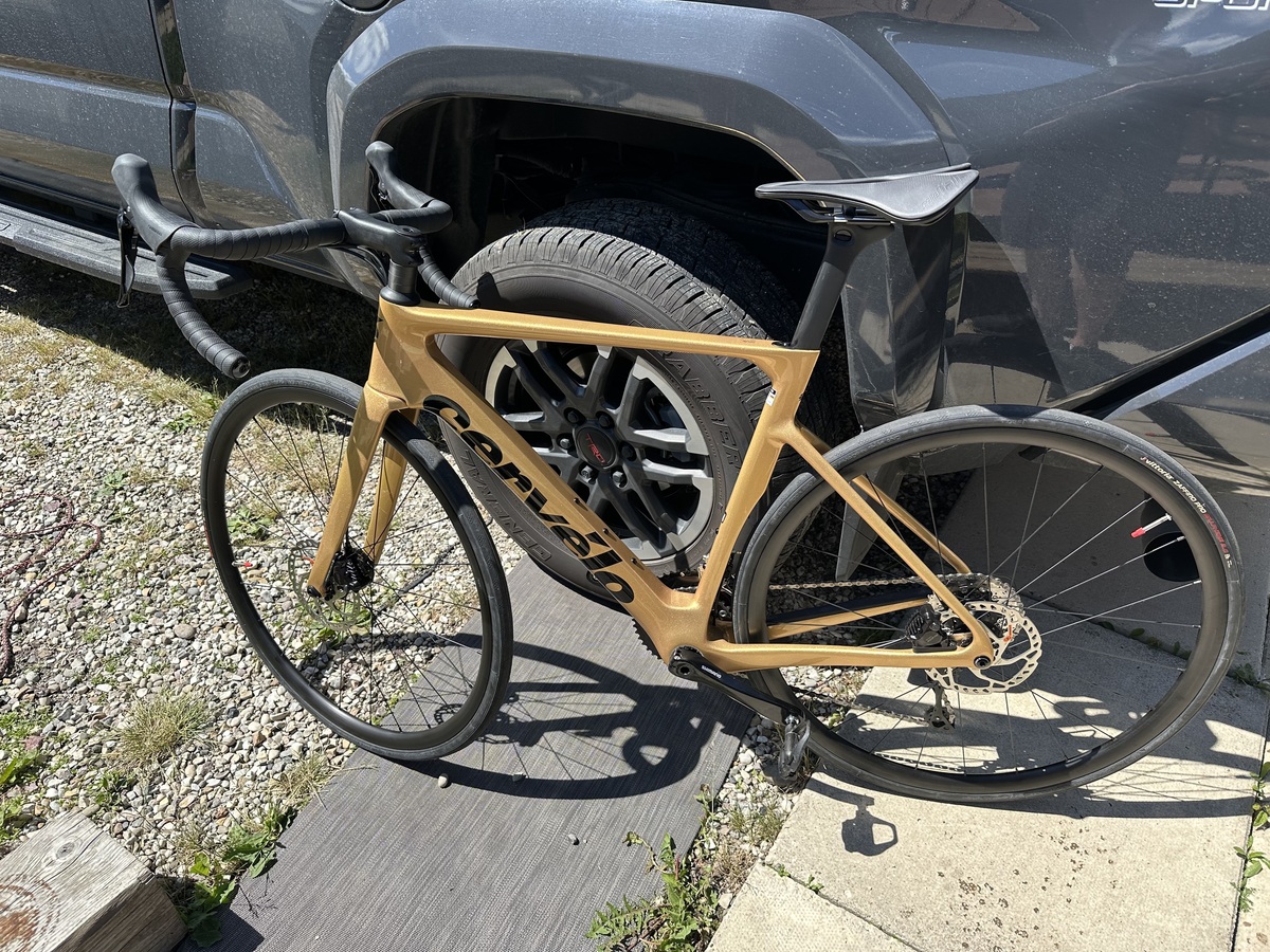 Cervélo Soloist 105 Gold Dust