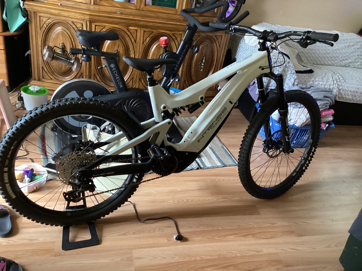 2022 Intense Tazer MX expert