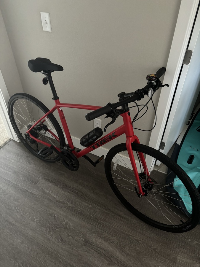 2023 Trek FX2 Disc
