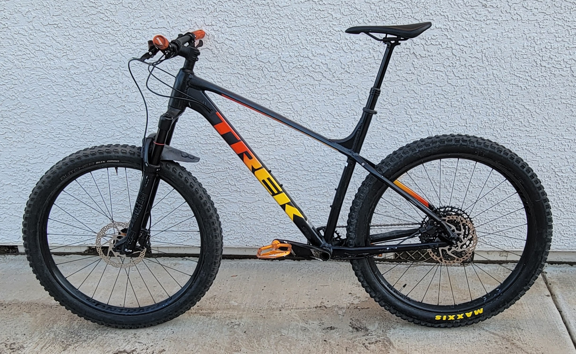 2021 Trek Roscoe 8