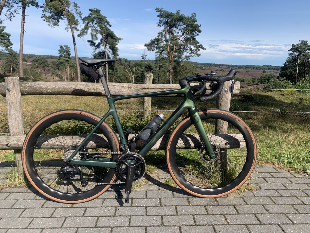 2023 SCOTT Addict RC 15