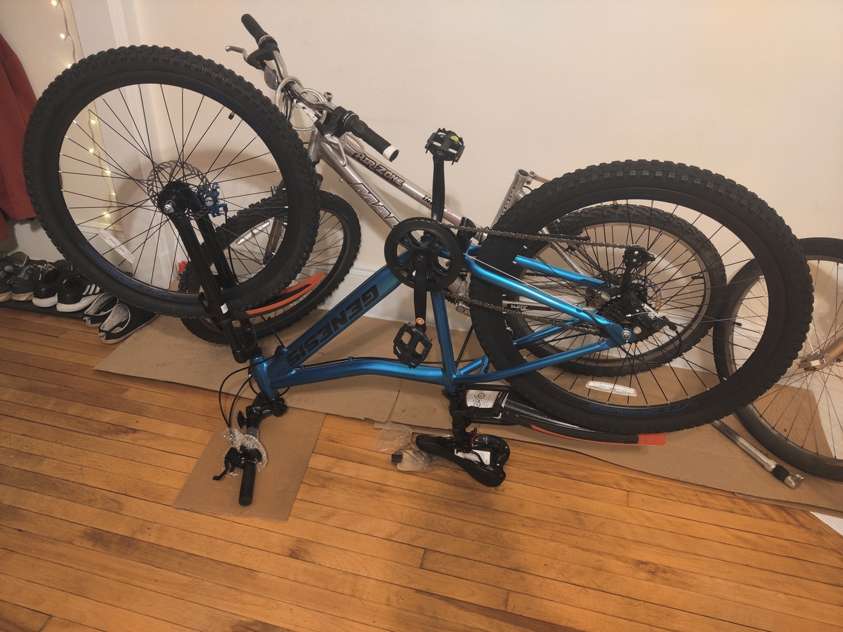 2024 Genesis Serrano