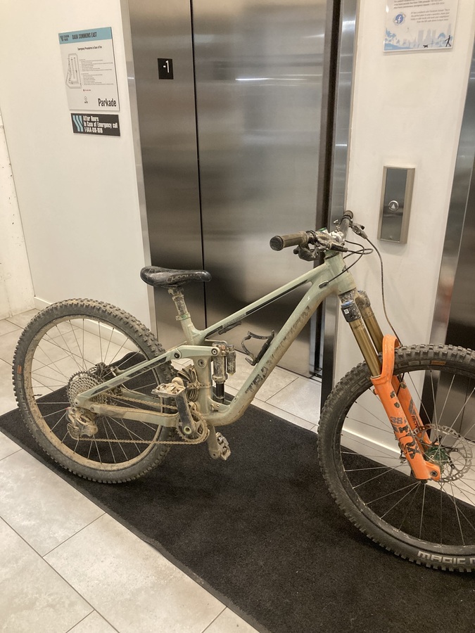 2023 Transition Bikes Sentinel