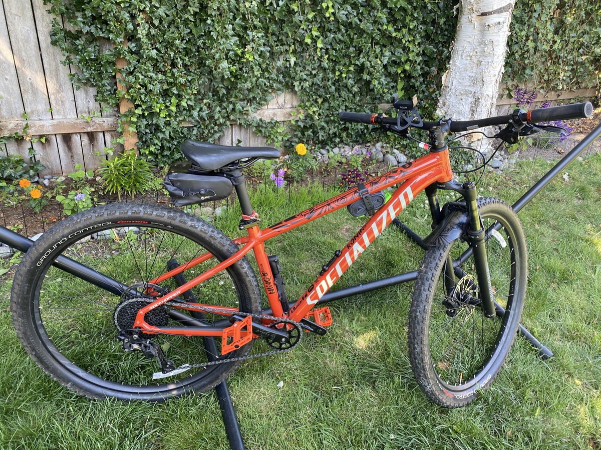 2022 Specialized Rockhopper Elite 29