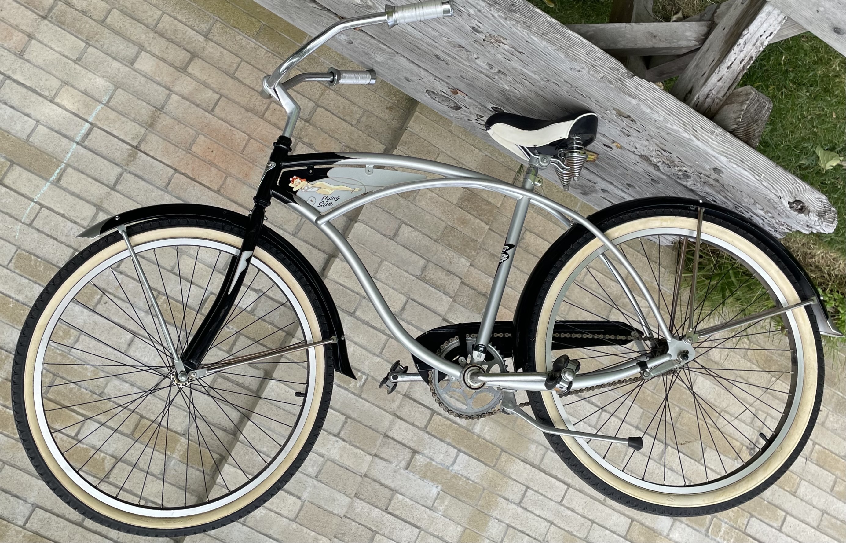 Electra Flying Sue-1