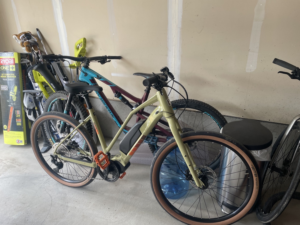 2022 Marin Bikes Sausalito E1 ST