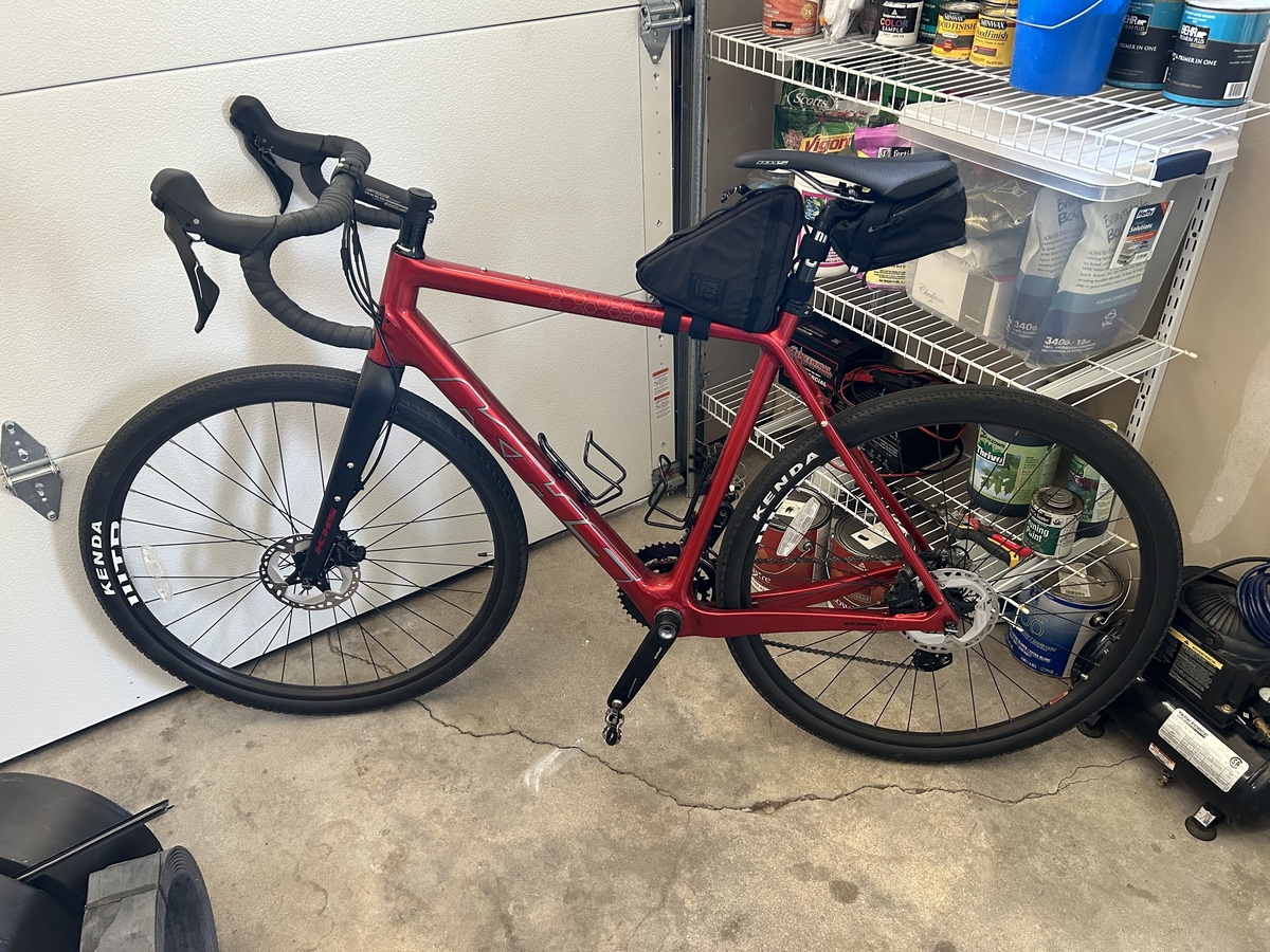 2022 KHS Bicycles Grit 440