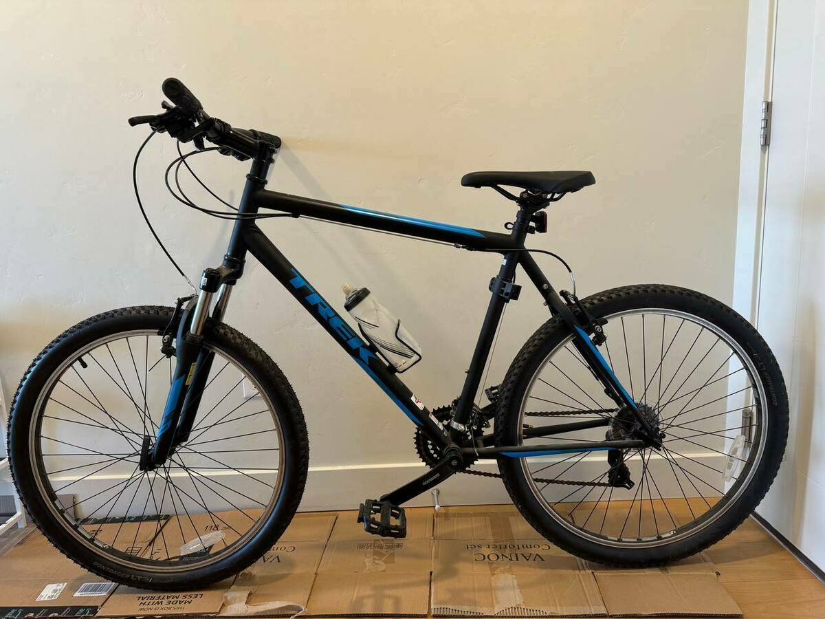 2022 Trek 820
