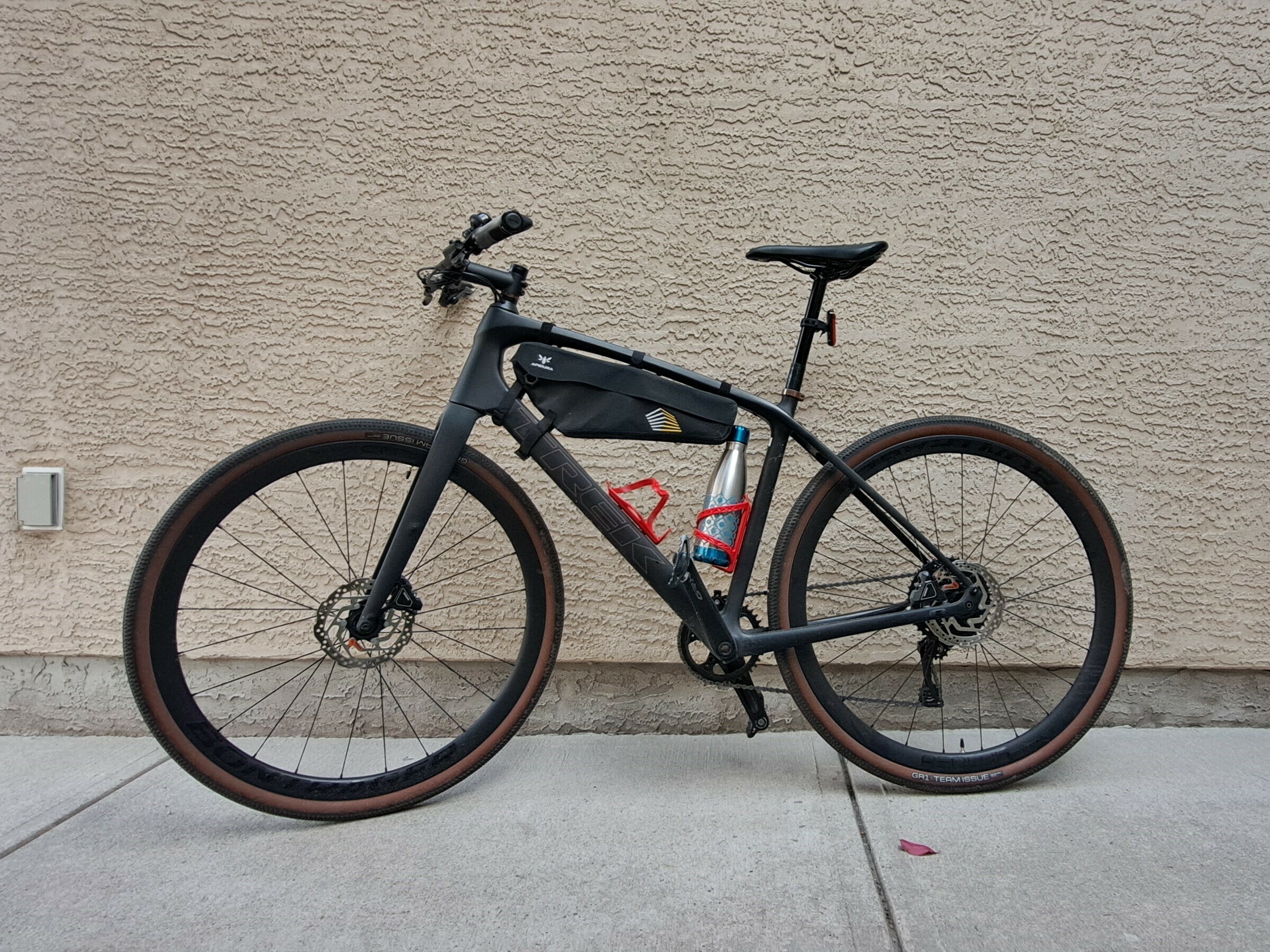 2024 Trek FX Sport 6